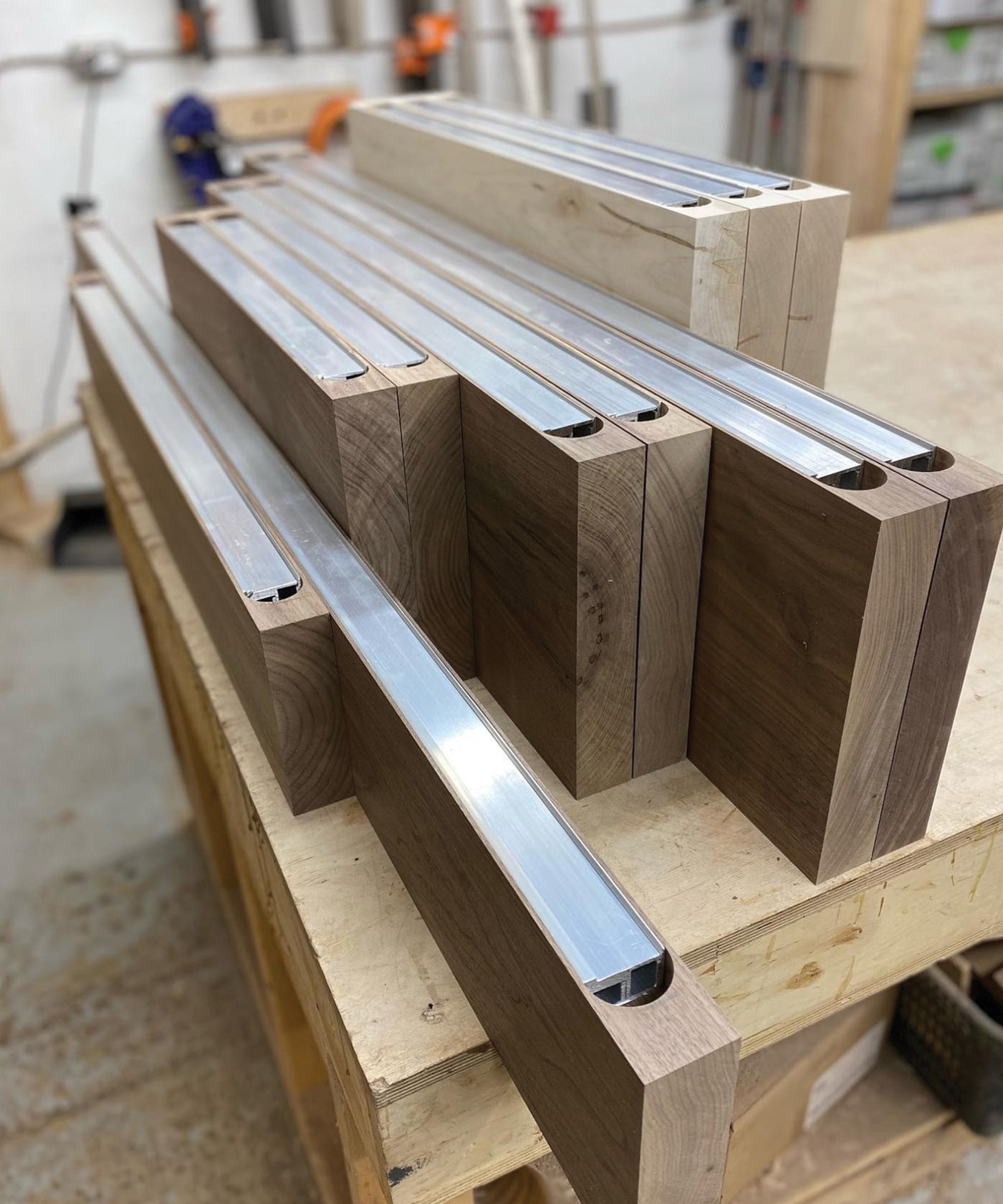 Heavy Duty Floating Shelf Hardware | Hovr Bracket System USA