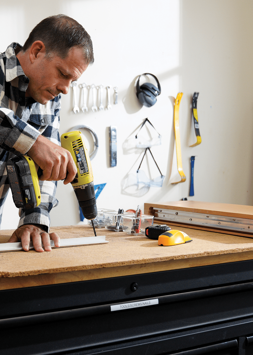 Heavy Duty Floating Shelf Hardware | Hovr Bracket System USA